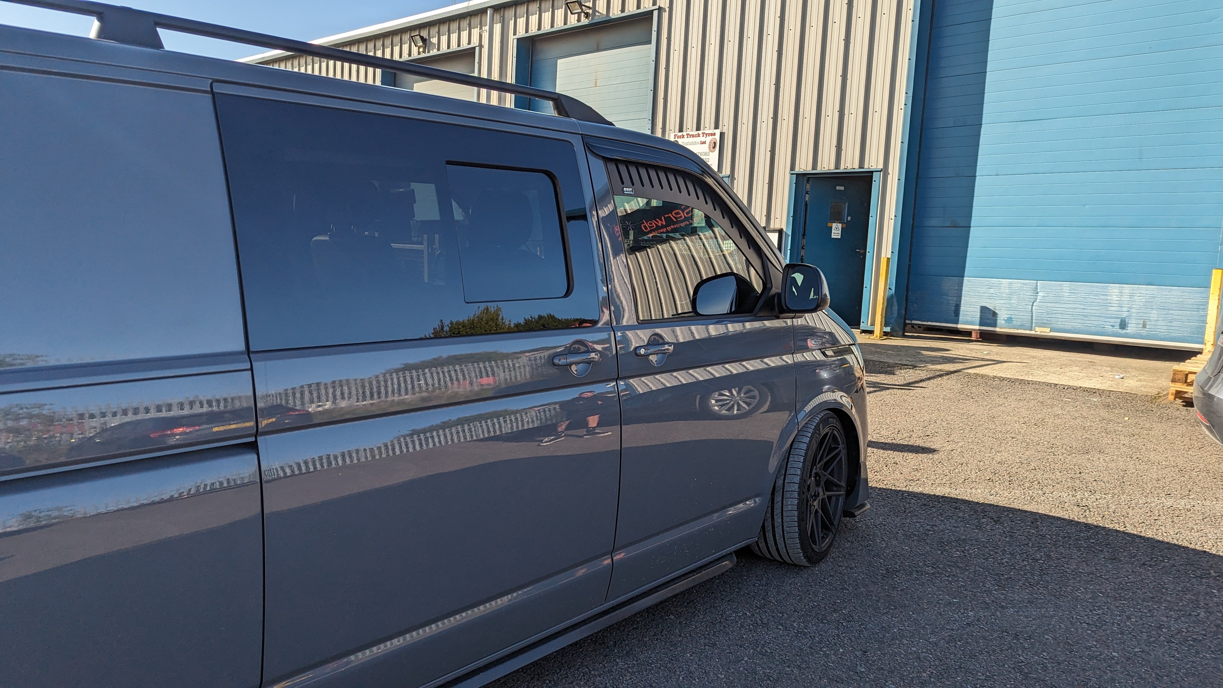 VW T5, 5.1. 6 AND 6,1 TRANSPORTER 2003 TO 2021 WINDOW BUG VENTS WITH S ...